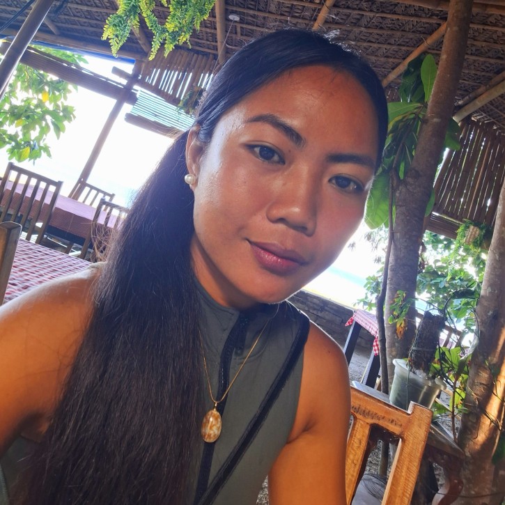 Jacquelyn Villanueva - 1 Artwork, Bio & Credits - FilipinoArt.ph