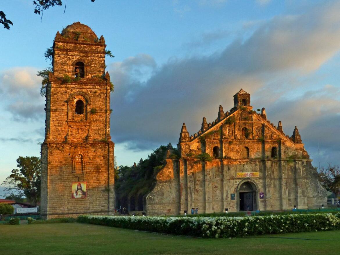 Design and Aesthetics of Philippine Churches and Beyond - Filipino Art